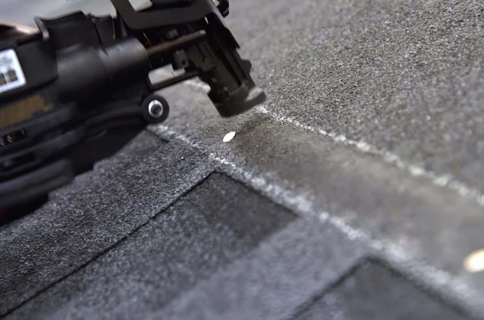 Roofing Nails Guide: How to Choose the Best Fasteners for Your Roof